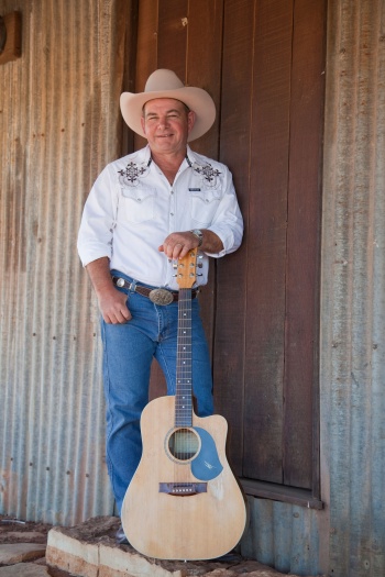 Home - Tom Maxwell Bush Balladeer